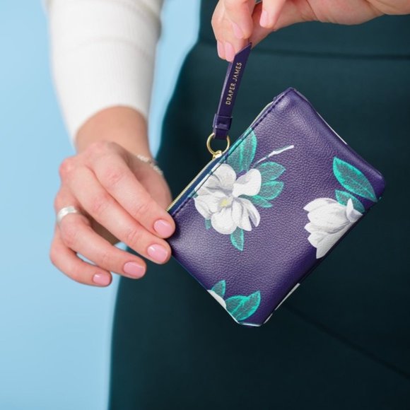 Draper James | Bags | Reese Witherspoon Draper James Magnolia Coin ...